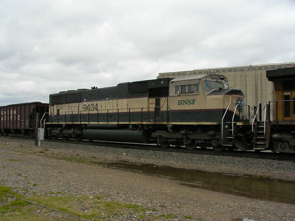BNSF 9434